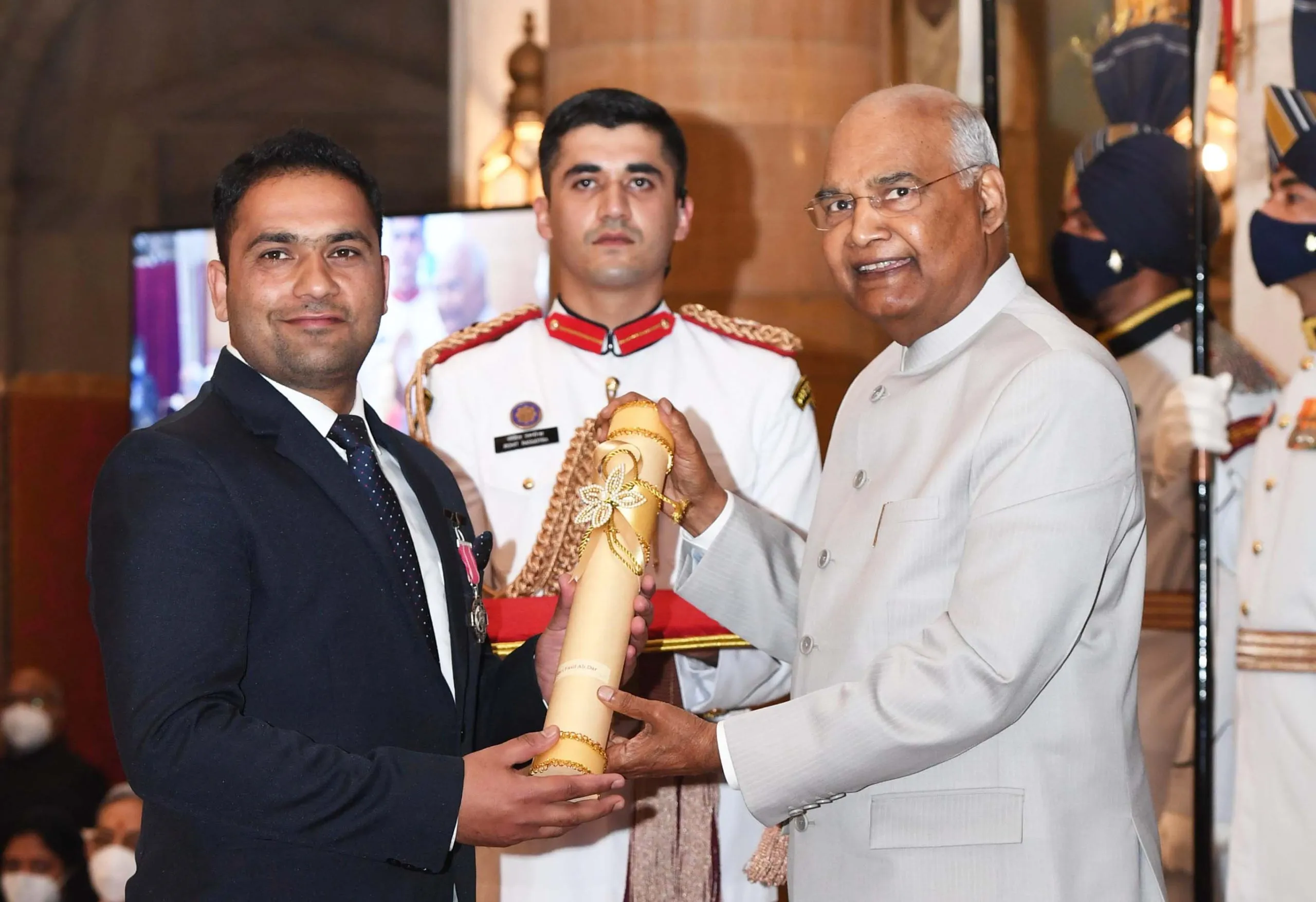 Padma Shri Awarded Faisal Ali Dar(2022) - Amit Karnani - Business ...